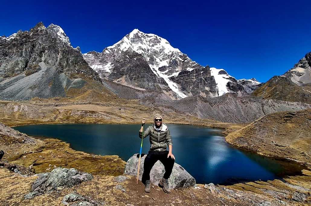Seven Lakes Ausangate - Great day hike to 7 lakes Peru